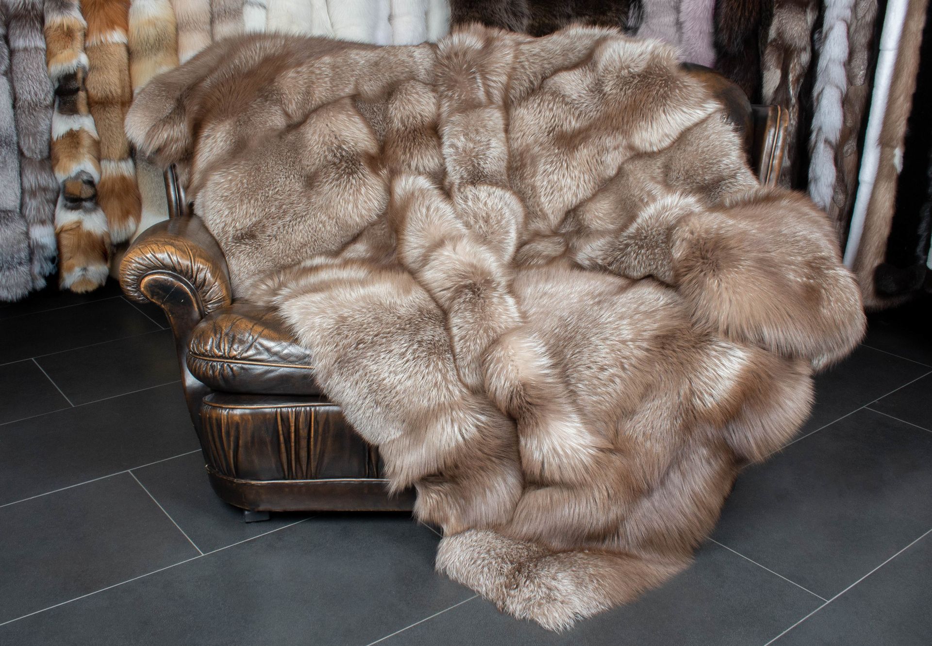 Real Fur Blankets and Fur Throws - Genuine Fur Pillows