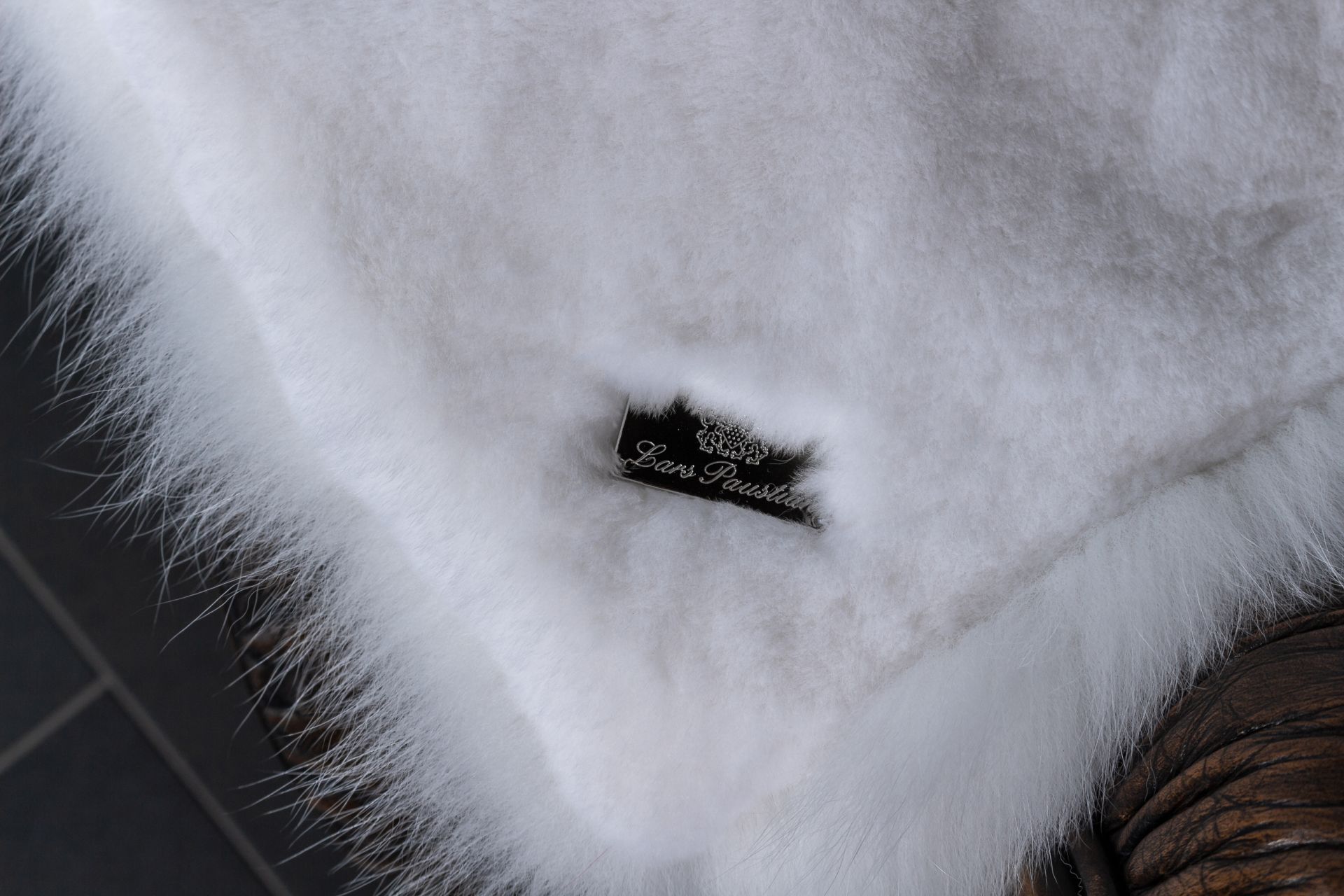 Shadow Fox Fur Blanket with plucked Mink Lining in white