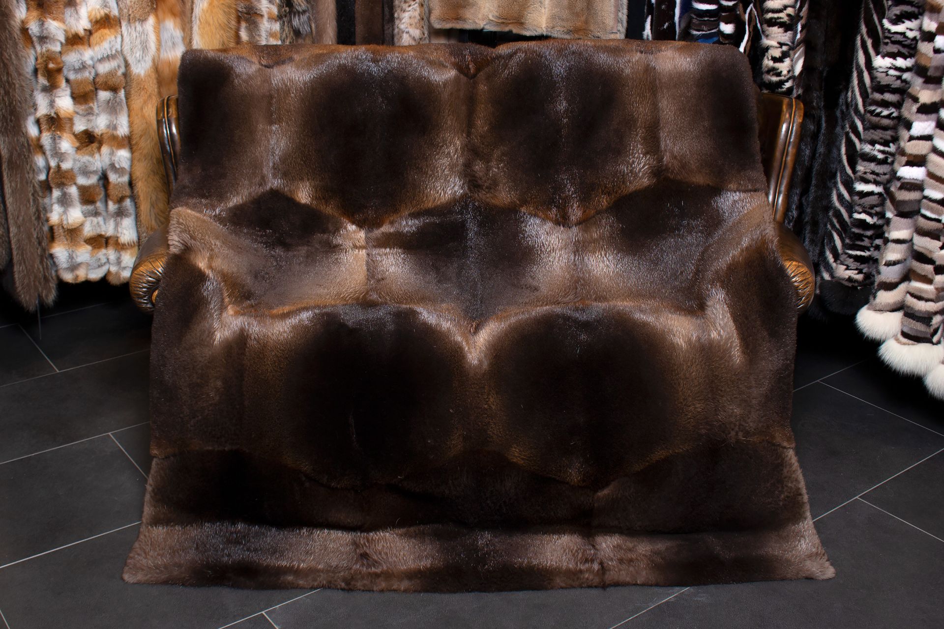 Luxurious Real Fur Blanket - Real Beaver Fur - Premium Fur