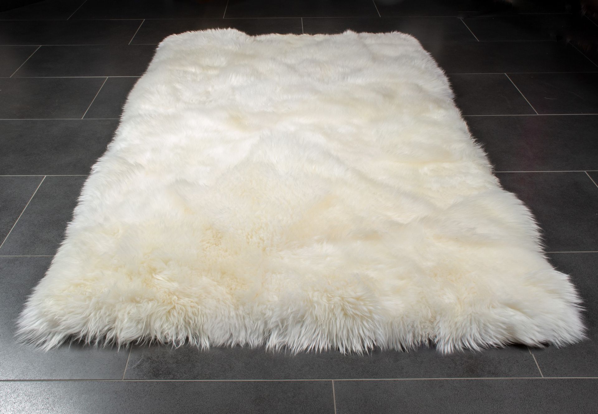 Lamb Skin Carpet in Natural White - Patchwork-Design