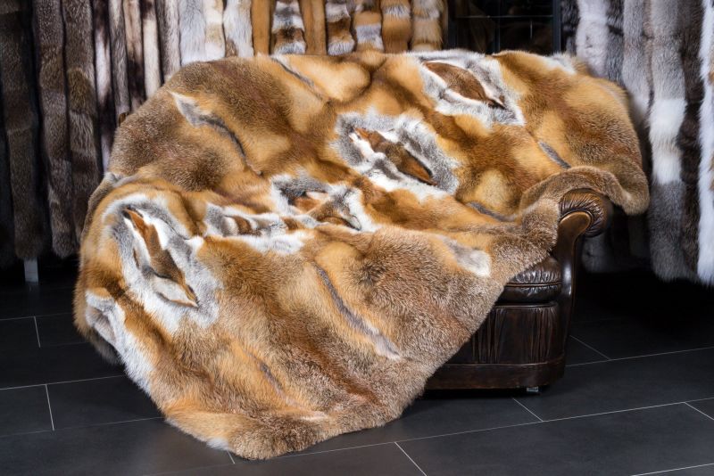 Real Fur Blankets and Fur Throws - Genuine Fur Pillows