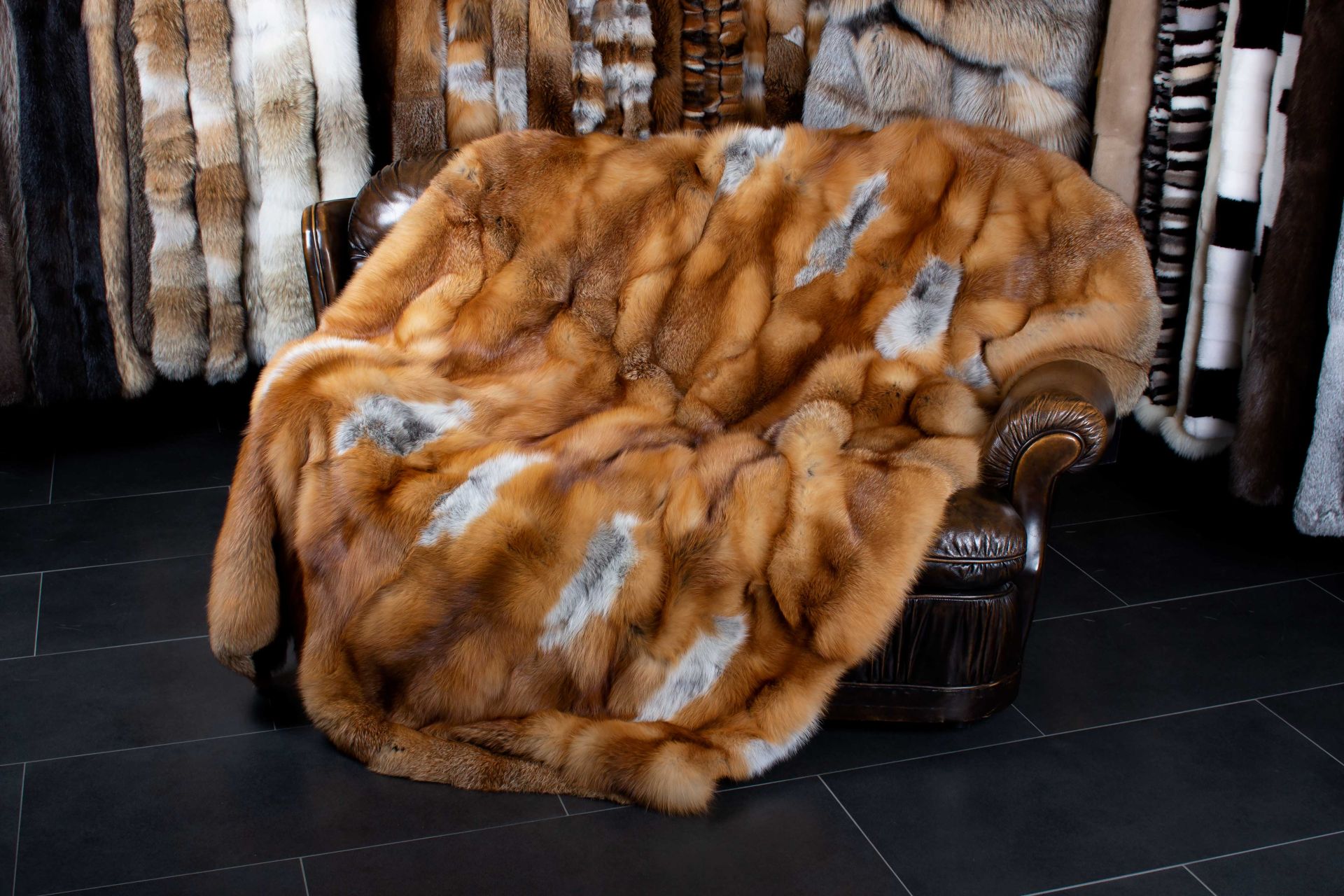Luxurious Canadian Red Fox Fur Throw - 100% Real Fur