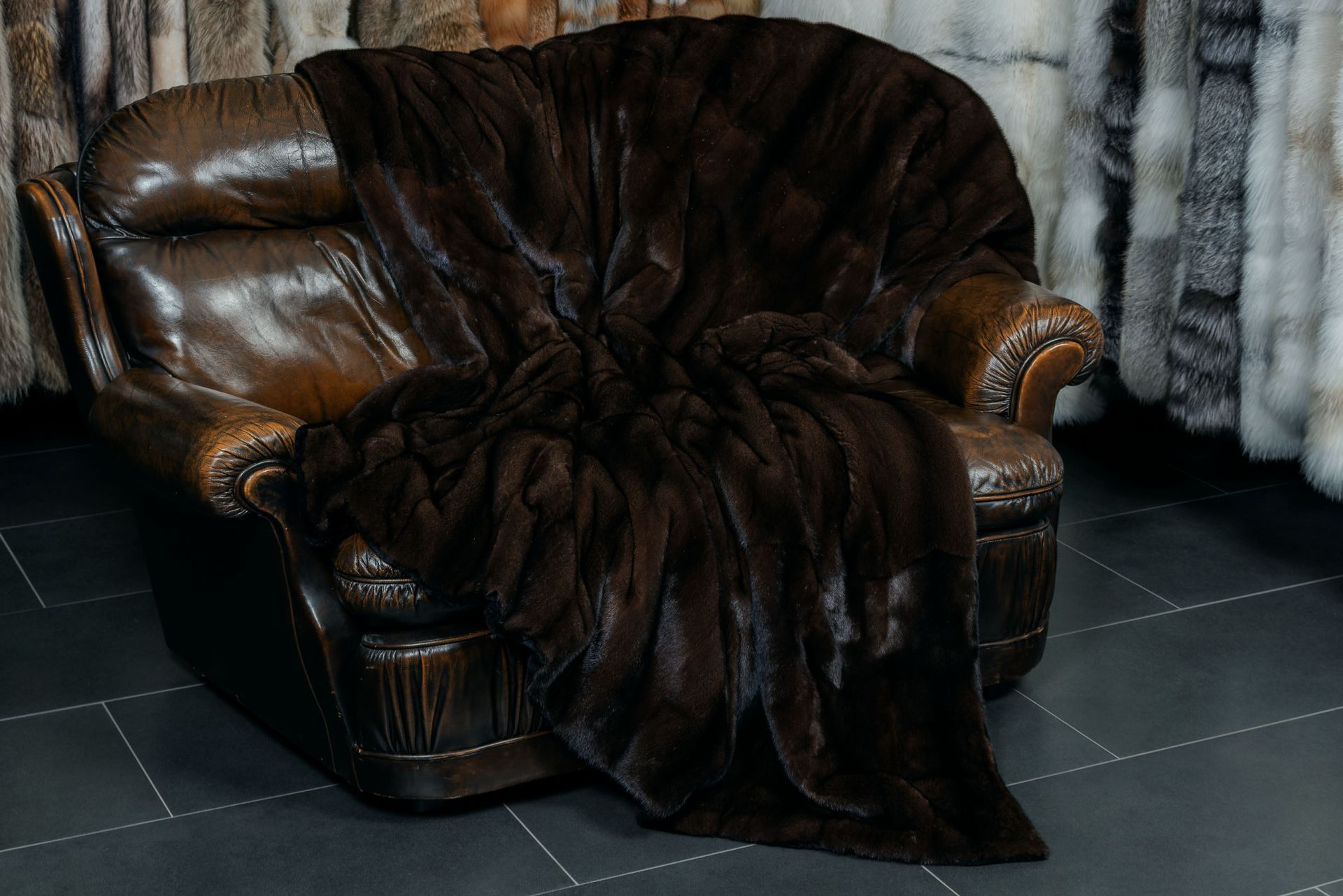 Noble Mahogany Mink Fur Blanket