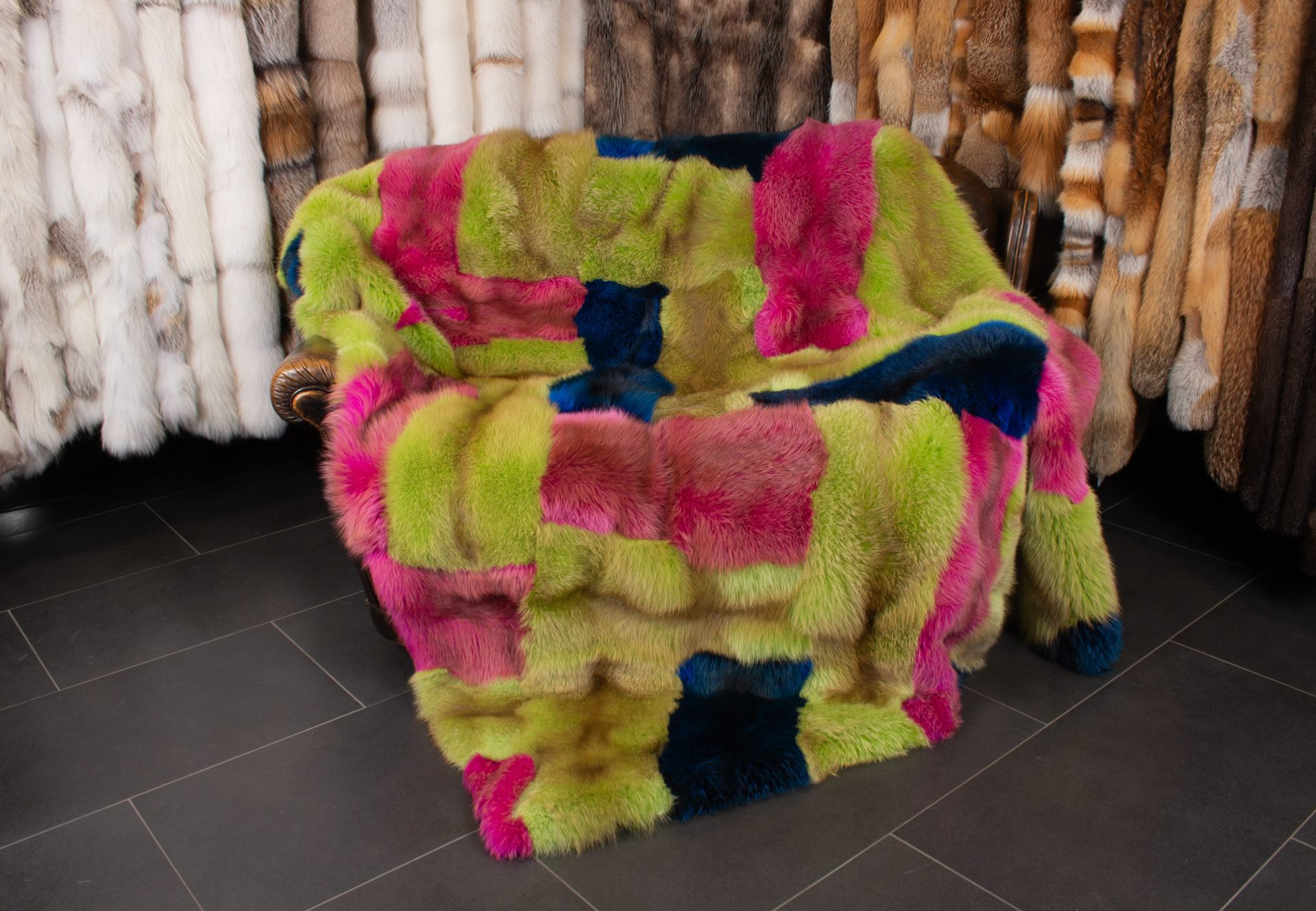 Stylish Red Fox Fur Blanket In Multicolor 6221